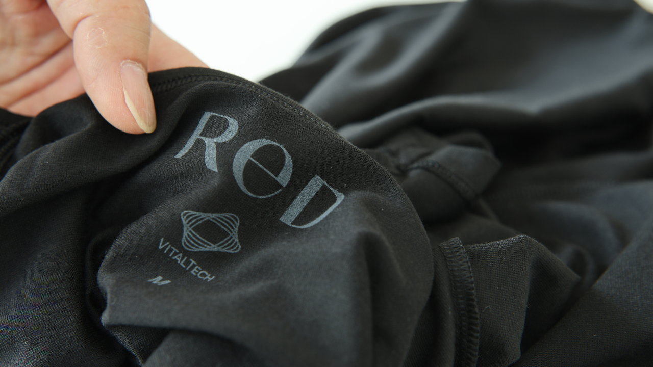 リカバリーウェア ReD（レッド）とBAKUNE（バクネ）どっちがいいの？ - 睡眠の基本帳